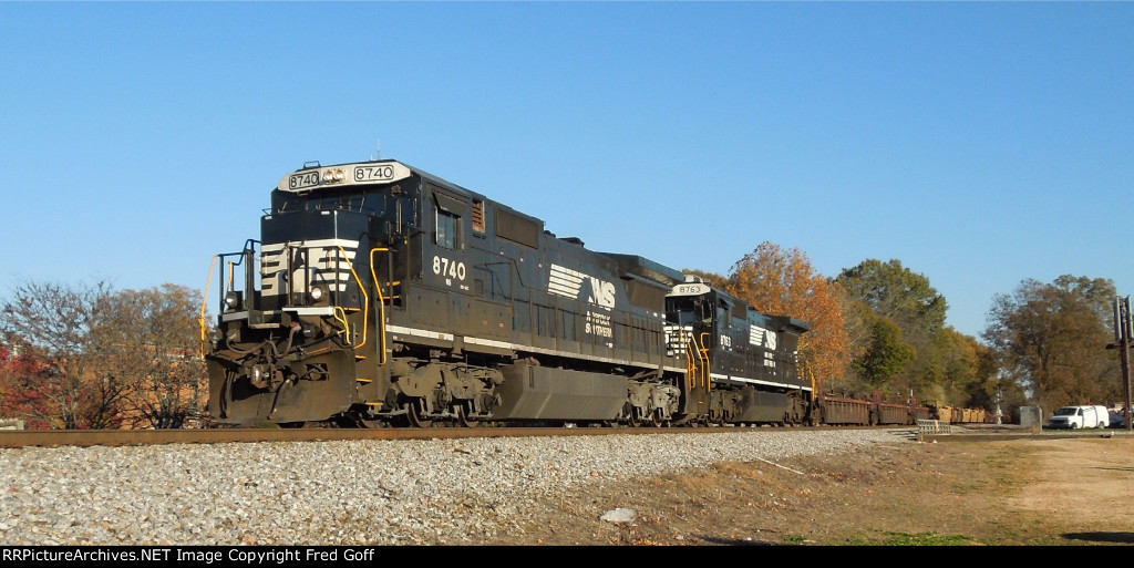 NS 8740 Westbound